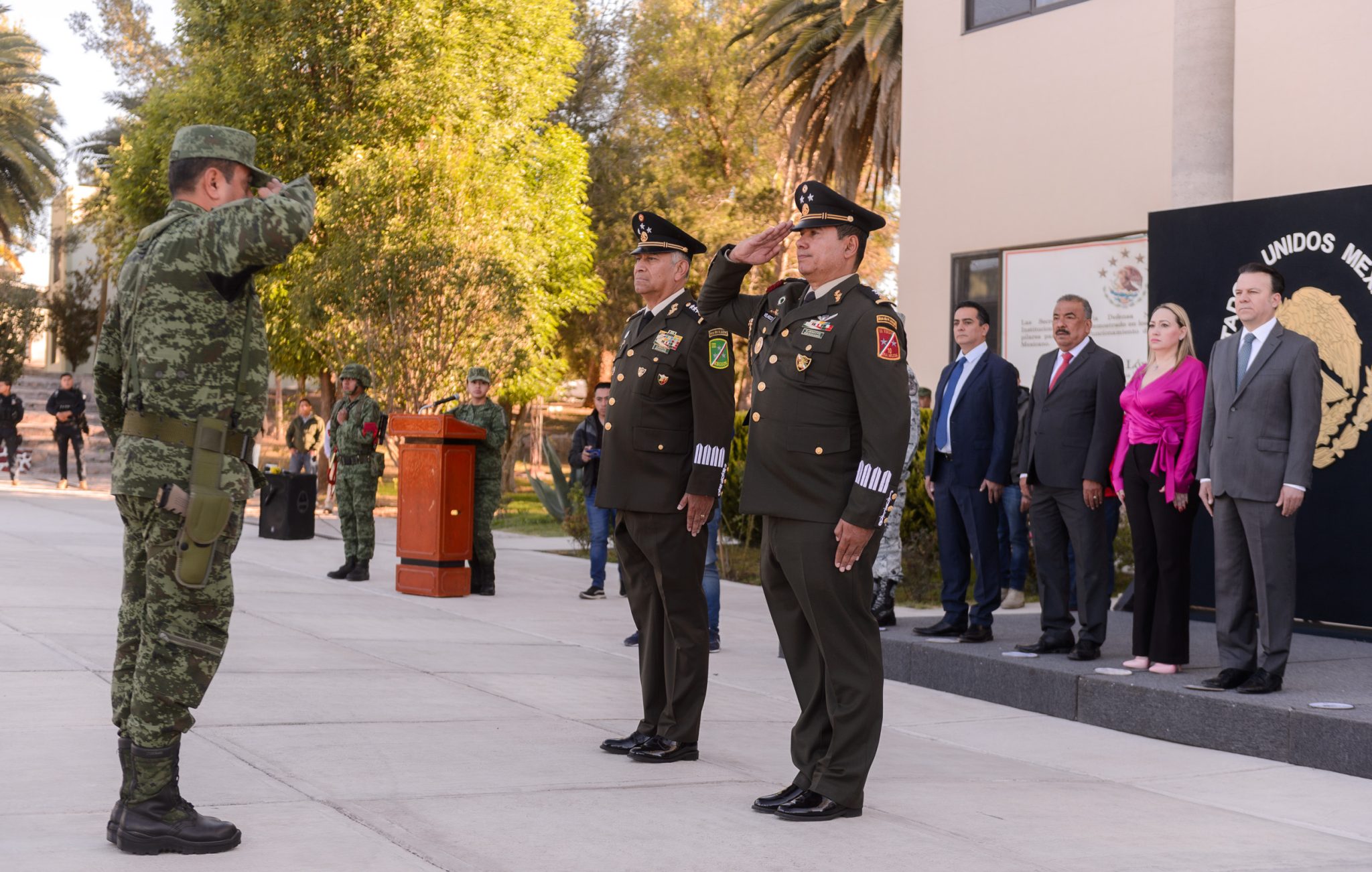 Por un Durango seguro y en paz, gobernador mantendrá trabajo coordinado con nuevo Comandante de ...